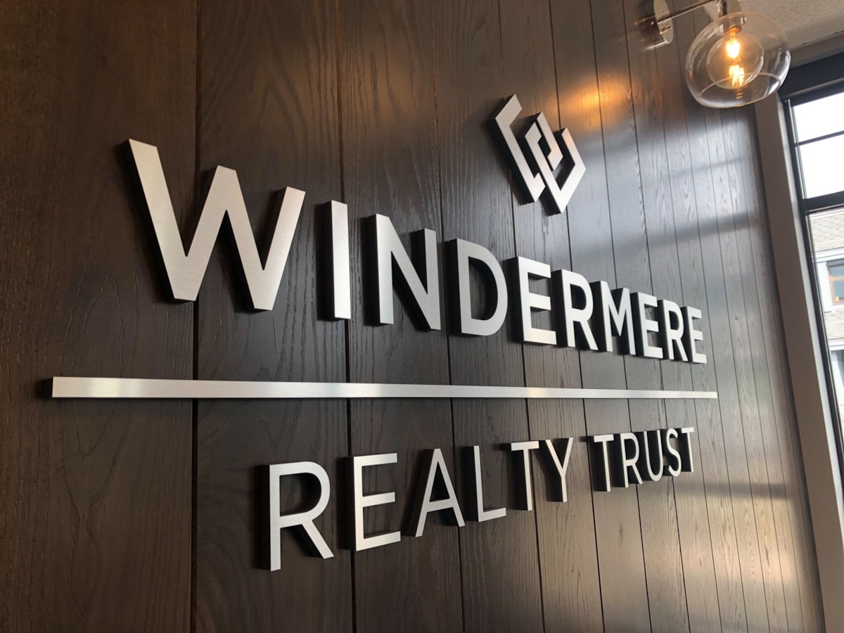 Custom Business Logo Signs for Companies in Blaine MN