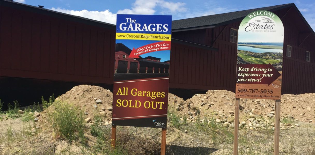 Custom Post and Panel Signs | Signs Now