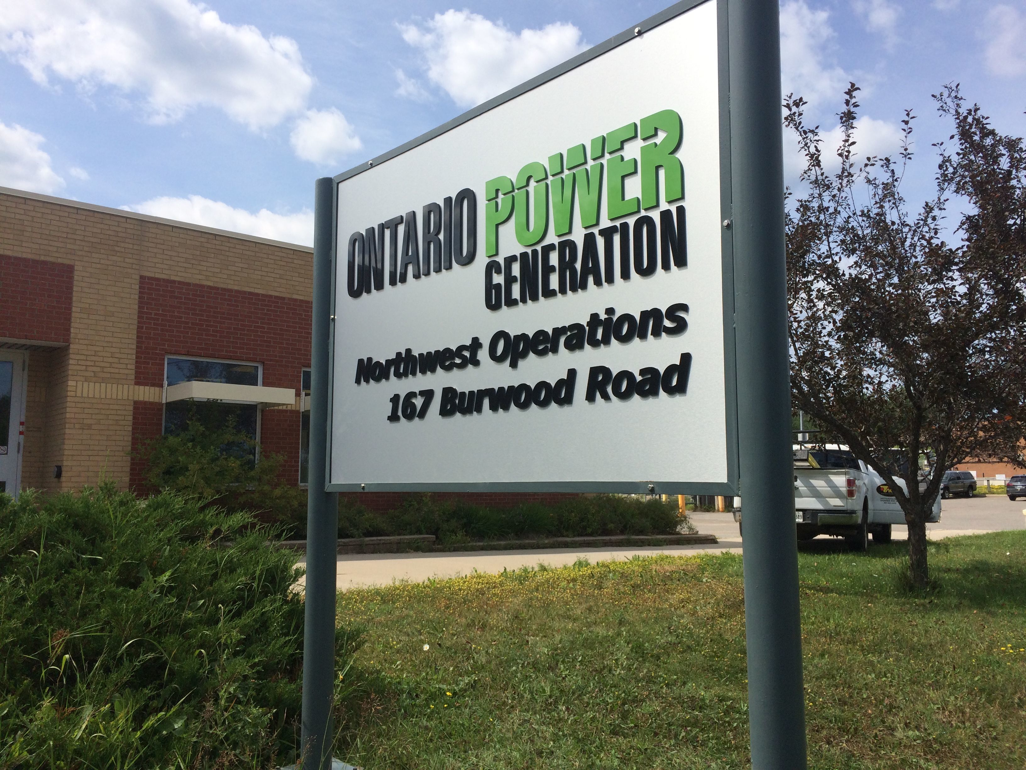 Custom Post and Panel Signs | Signs Now