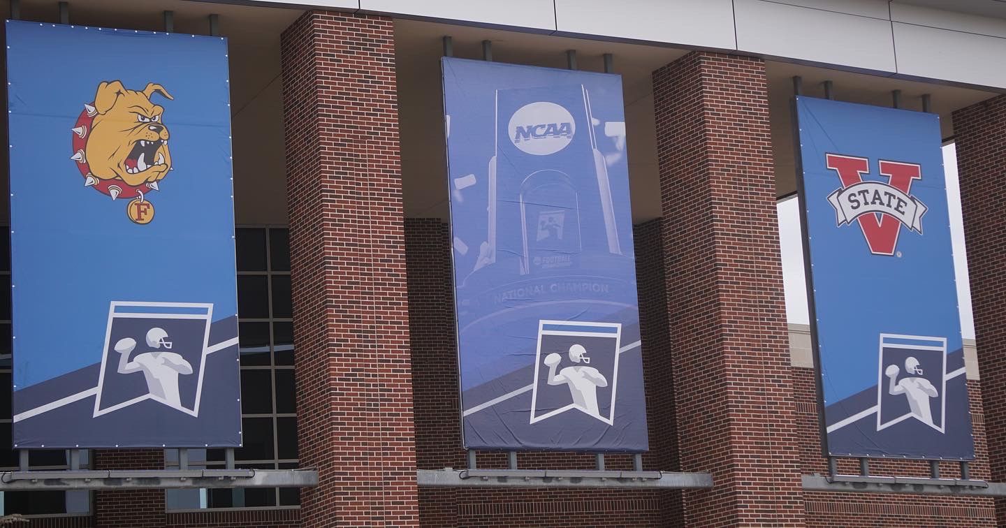 Outdoor Banners in Dallas | Signs Now