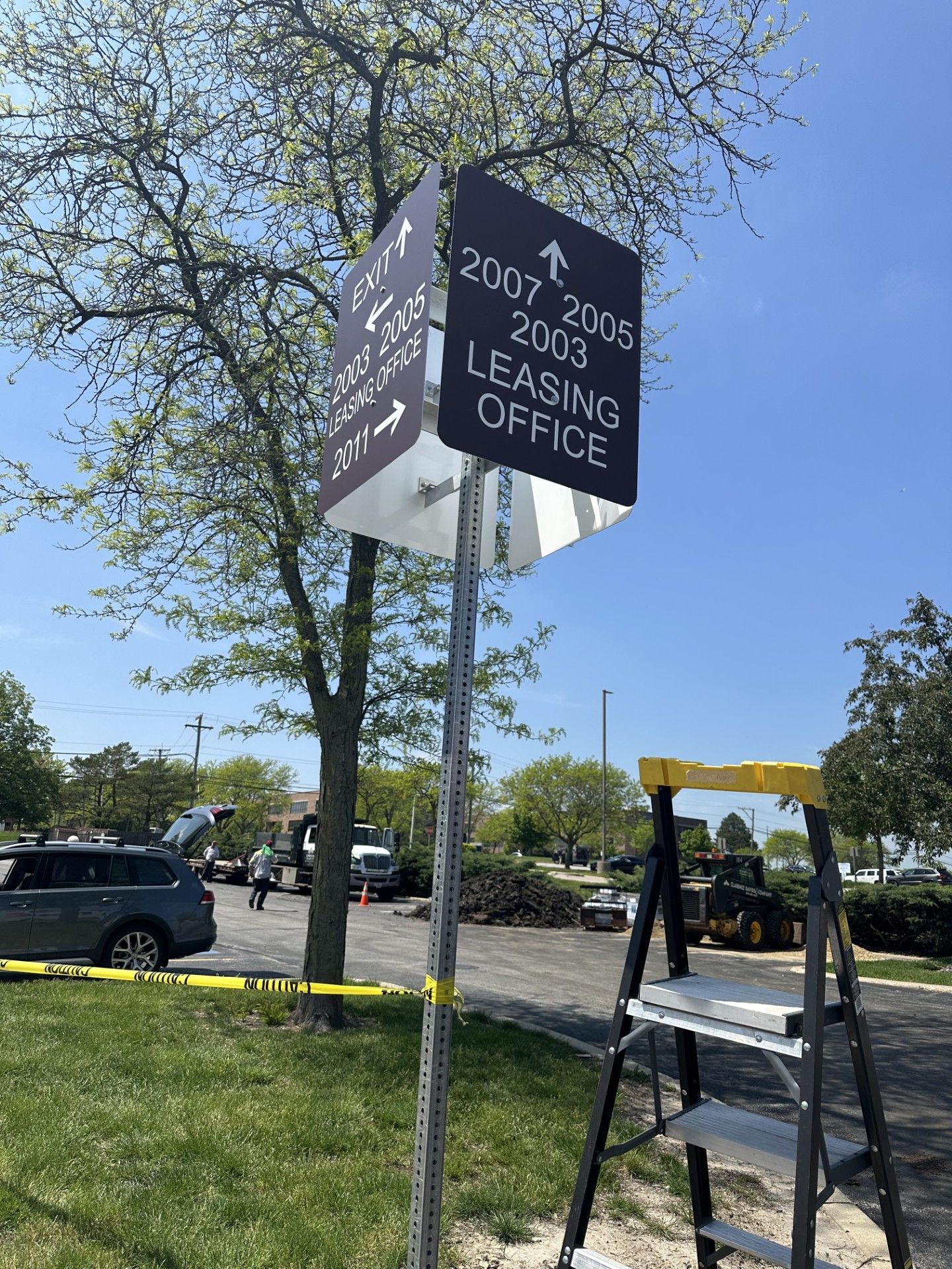 Custom Parking Lot and Traffic Control Signs | Signs Now Downers Grove
