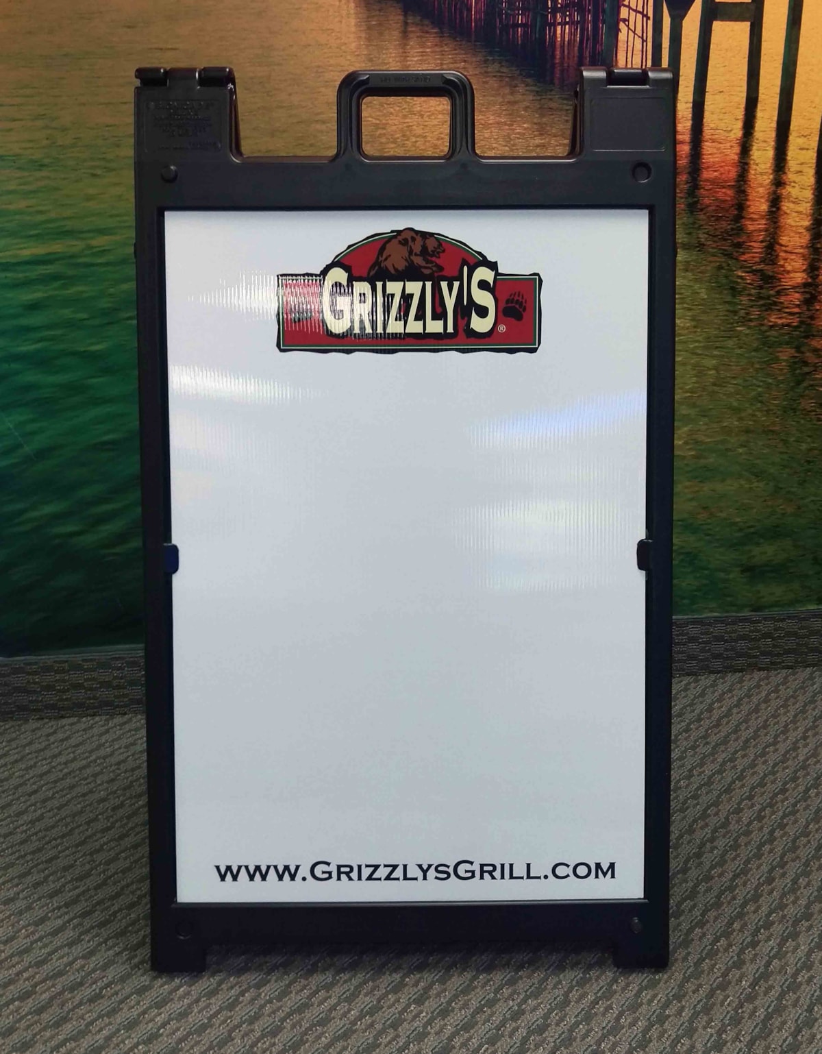 Custom Plastic Signs & Yard Signs | Signs Now Plymouth